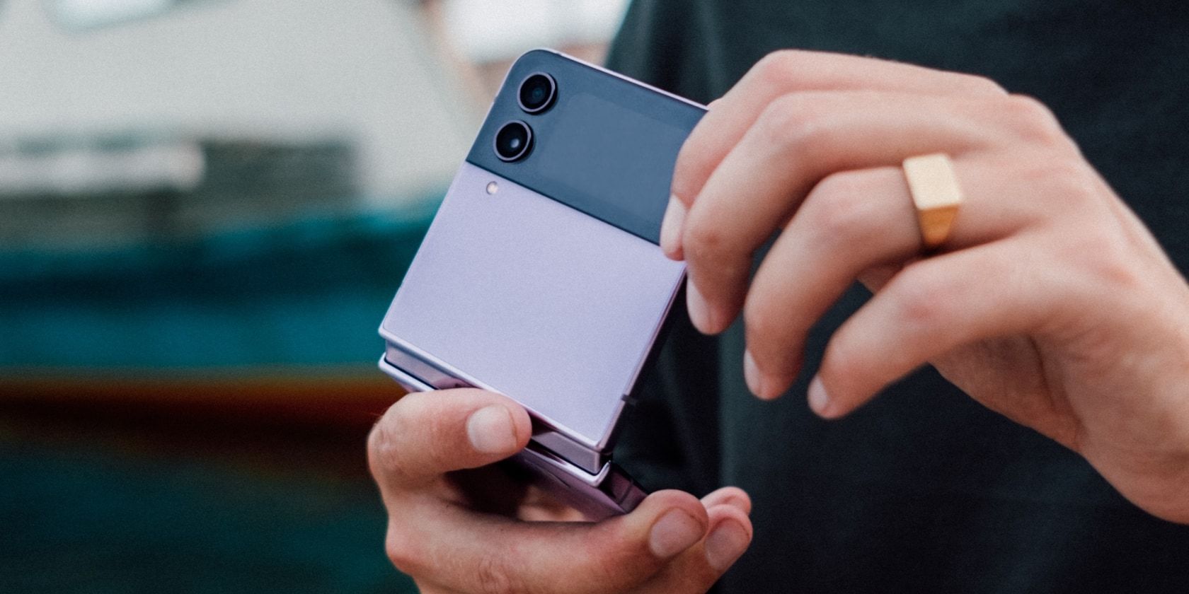 Cover Displays on Foldable Phones Are Getting Bigger: Here Are 3 Ways ...